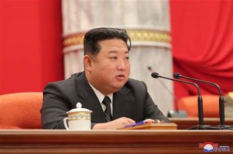 김정은 정면승부 투쟁원칙 맞불 한반도 강대강 대치 아시아경제