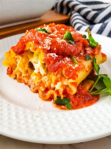 Easy Chicken Lasagna Roll Ups Blogghetti