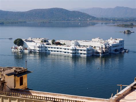 Udaipur Lake Palace Hotel Rates