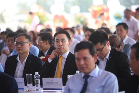 Con Trai Của Tỷ Phú Phạm Nhật Vượng Xuất Hiện Tại Lễ Khởi Công Siêu đô