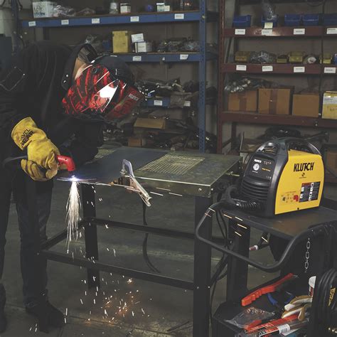 Klutch Reconditioned Plasma Cutter — Inverter 120v 16 Amp Model