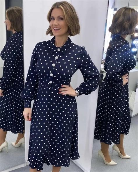 Busty Tv Slut Susanna Reid What A Milf Rjerkoffukcelebs