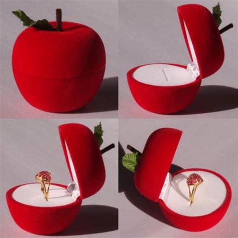 กล่องใส่เครื่องประดับ กล่องกำมะหยี่ งานแต่งงาน ของชำร่วย ช่อดอกไม้