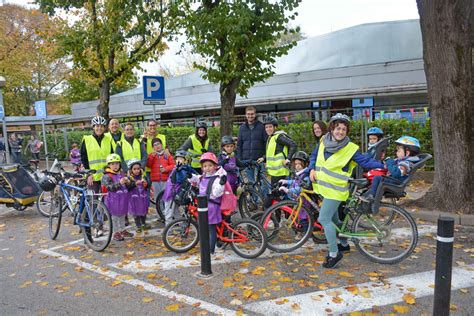 El Bici Bus Continua Creixent I S Amplia A L Escola Pla De Dalt