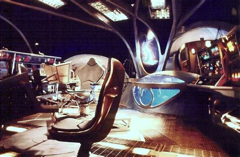 Six Hours On The Set The SeaQuest DSV Vault
