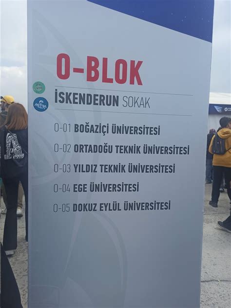 lysanderin on Twitter RT iroh uncle İTÜ standı hepsini cebinden