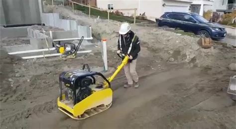 路面电动平板夯 型双向振动电动混凝土地面平板小型夯实机 打夯机 阿里巴巴