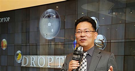 연설문 발표하는 김형욱 본부장