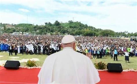 El Papa llegó a Timor Oriental El amor es más fuerte que todo