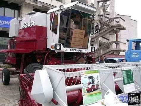 Комбайн Таганрог КЗС 3 2000 купить в Глубоком Транспорт Авито