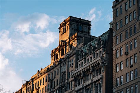 센트럴 파크 웨스트 어퍼 웨스트 사이드의 옛 건물에 대 한 세부 정보 0명에 대한 스톡 사진 및 기타 이미지 0명 강철