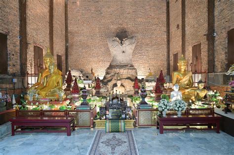 วัดพระธาตุลำปางหลวง อำเภอเกาะคา จังหวัดลำปาง ๑๖ เมษายน พ ศ ๒๕๒๒ ซุ้มประตูโขงวัดพระธาตุลำปาง