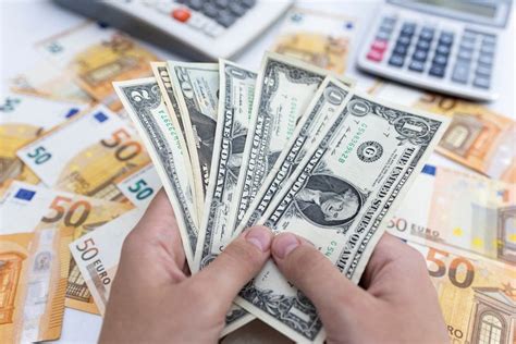 Dólar Hoy En Vivo La Cotización Libre Subió A 474 Después De Las