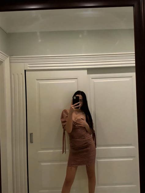 Photo Shoot Pose Rmodel