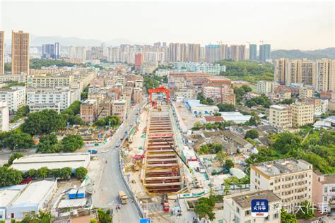 深圳地铁3号线坪西站拼装完成深圳24小时深新闻奥一网