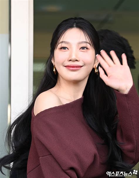 레드벨벳 조이 오늘의 공항 여신[엑s Hd포토] 네이트 뉴스