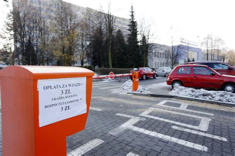 Drogi Parking Przy Szpitalu W Ochojcu
