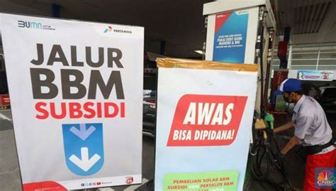 Pakar Ekonomi UNAIR Penyesuaian Harga BBM Momentum Perbaikan Struktur