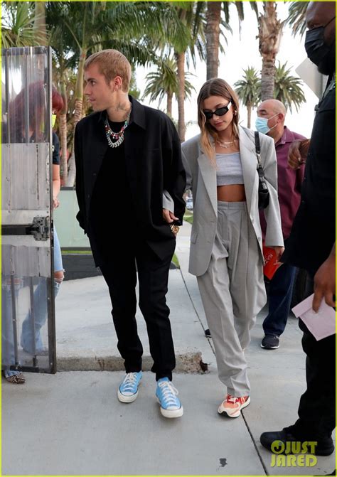 Full Sized Photo Of Justin Bieber Hailey Bieber Go To Church Service 25
