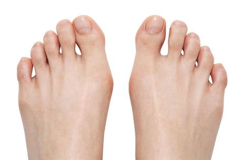 【歯科医が解説】「足の中指をもむ」と全身のゆがみが調整される これホント？ ケンカツ！ 肩こり 背中の痛み 足つぼ