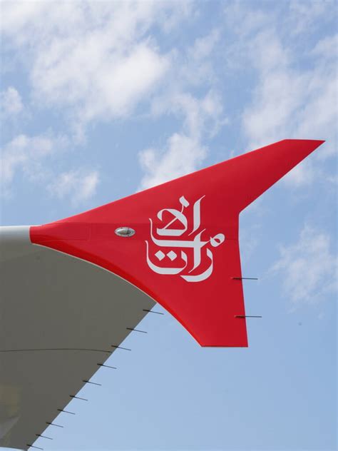 飛機迷看過來！阿聯酋航空發表機隊全新塗裝