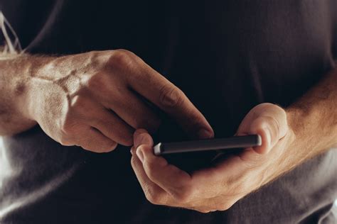 Sexting Factores De Riesgo En Adultos Entre 18 Y 40 AÑos Revista