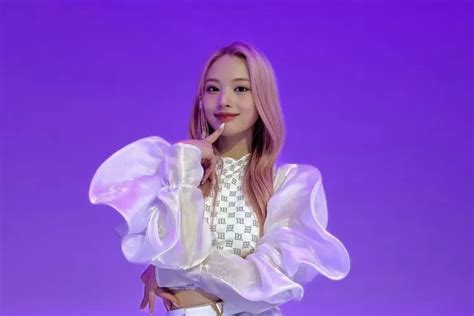 Breaking News Jinni Nmixx Meninggalkan Grup Dan Jyp Kalteng Lima
