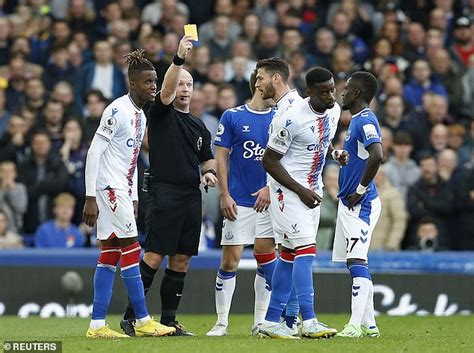 Everton 3 0 Crystal Palace Toffees End Three Game Losing Run With