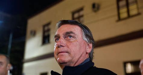 Após Repercussão Negativa De Corte No Farmácia Popular Bolsonaro