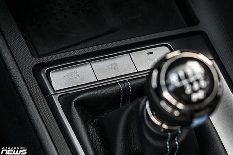 Chi Tiết Hyundai Elantra N Vừa được Mang Về Việt Nam
