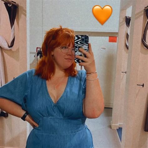 Lizzy Lizzyf102 • Threads Say More