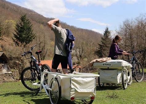 B Turtle Inflatable Bicycle Camper Makes Long Two Wheel Journeys More