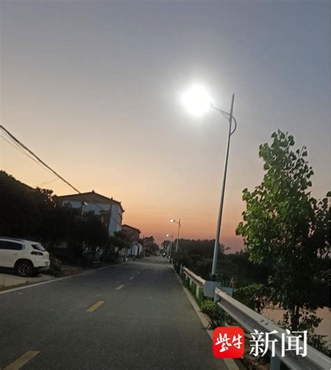 南京栖霞飞花村开展led路灯架设工程龙潭街道项目工作
