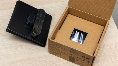 Веб-камера Logitech Brio (960-001106) — купить в интернет-магазине ...