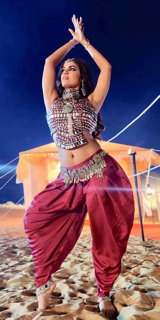 Celebrity Pics Sayantani Ghosh Hot In Naagin 4