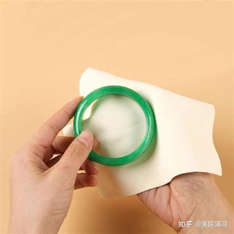 长期不佩戴的翡翠怎么保养才能变得透亮 知乎