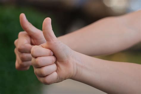 1000 Free Thumb And Thumbs Up Images Pixabay