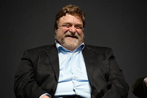 John Goodman Actor De Los Picapiedra Reaparece Con 90 Kilos Menos Y