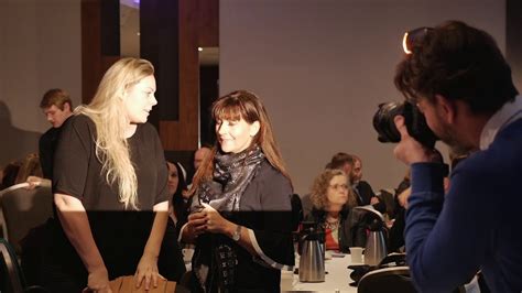 Gísli Nils Einarsson VÍs Youtube