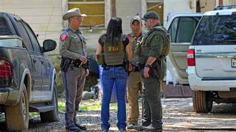 Video Texas Mass Shooting Suspect Found Hiding In Closet Police Abc News