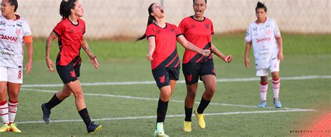 Athletico Paranaense Site Oficial Gurias Furacão Goleiam O Rio