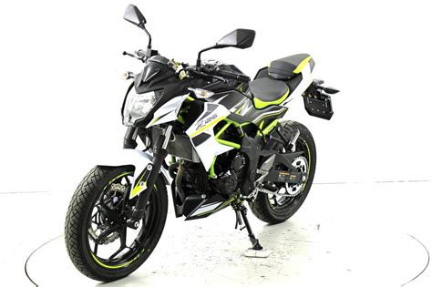 Kawasaki Z 125 - Bis 125 ccm Motorräder - Moto Center Winterthur