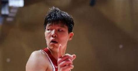 翻江倒海！杨瀚森半场3中3贡献9分6板 正负值10腾讯新闻