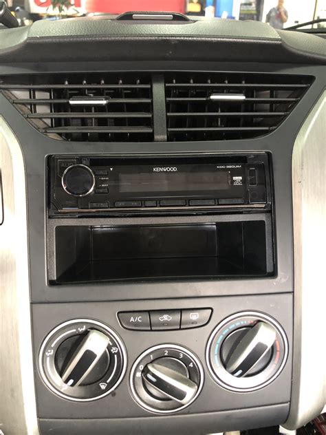 启辰r50安装建伍cd主机kdc 320uim，加装kac Ps704ex功放建伍kenwood改装实例