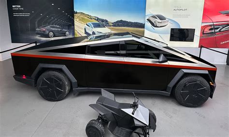 Welcome To Home Of Jakes Tesla World First Jakee Design Cybertruck Wrap