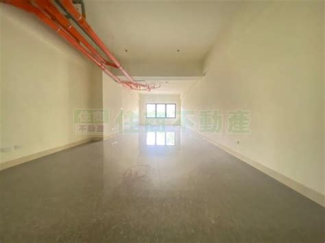 桃園市平鎮區廣泰路店面平興國小旁金店面 房屋出租 樂屋網