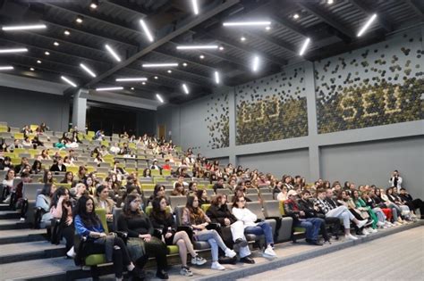 Seu Seu ში გაიმართა საჯარო ლექცია თემაზე „კარიერული განვითარების საფეხურები და უახლესი