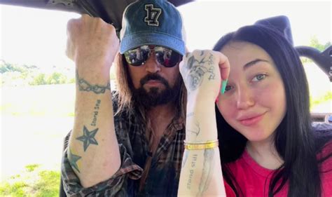 Noah Cyrus Shares Advice Dad Billy Ray Cyrus Gave Her