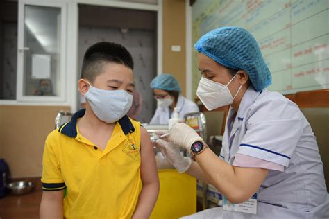 Tiêm vaccine phòng COVID 19 vì lợi ích bản thân cộng đồng tránh nguy