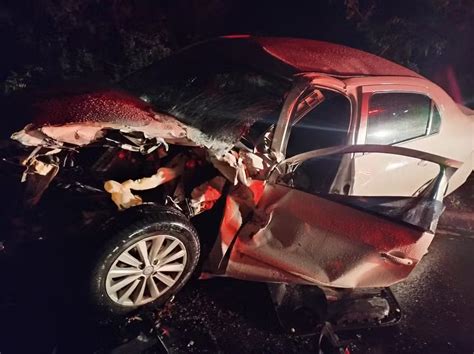 Duas Pessoas Ficam Feridas Após Acidente Na Br 251 Em Francisco Sá